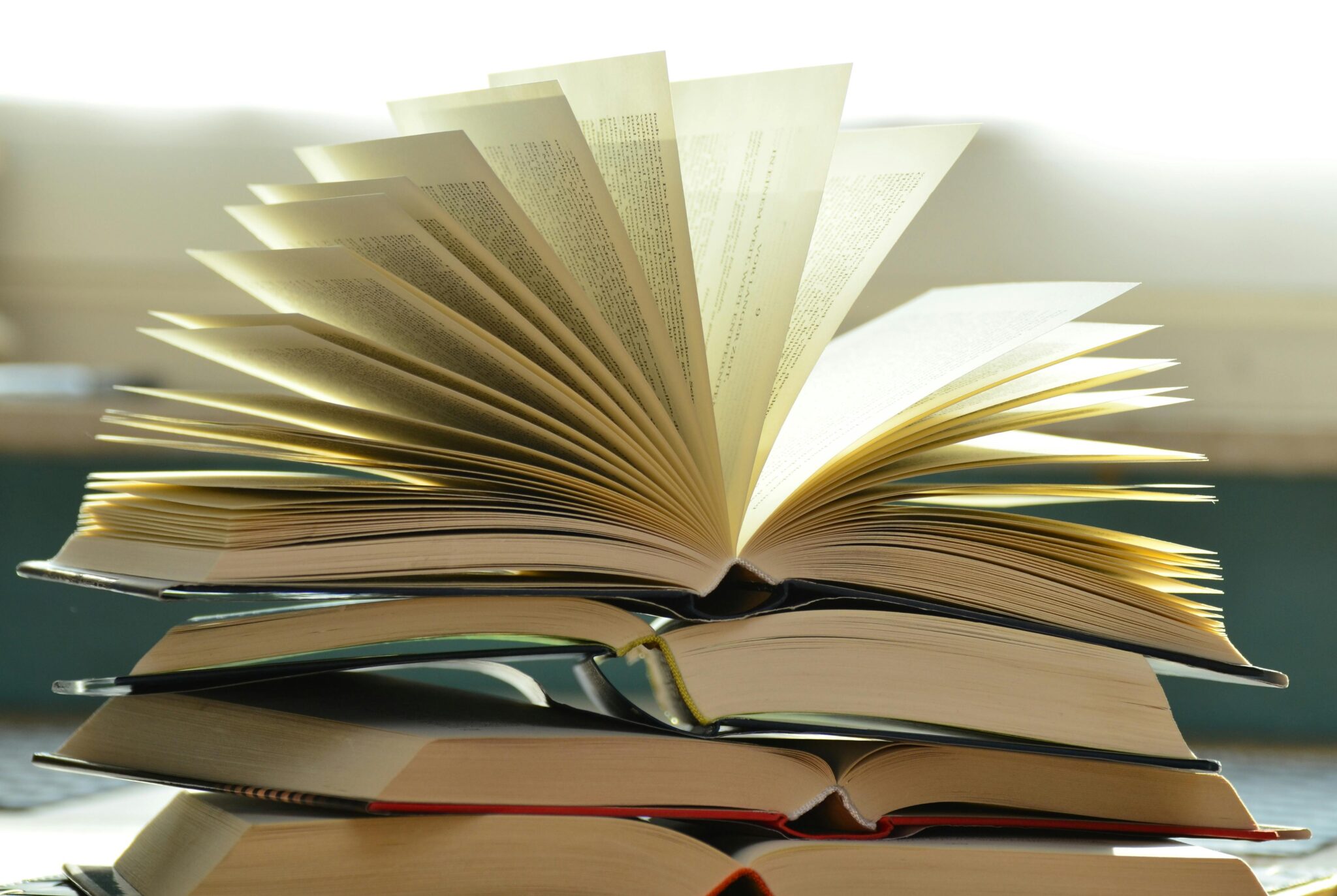 5 Best Books for Artists Who Love Symbolism